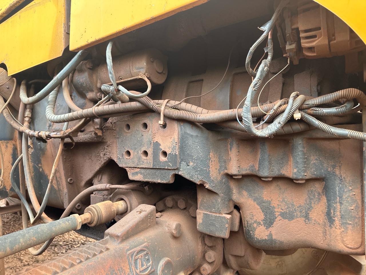 Trator Valtra Bm110 2006 usados à venda